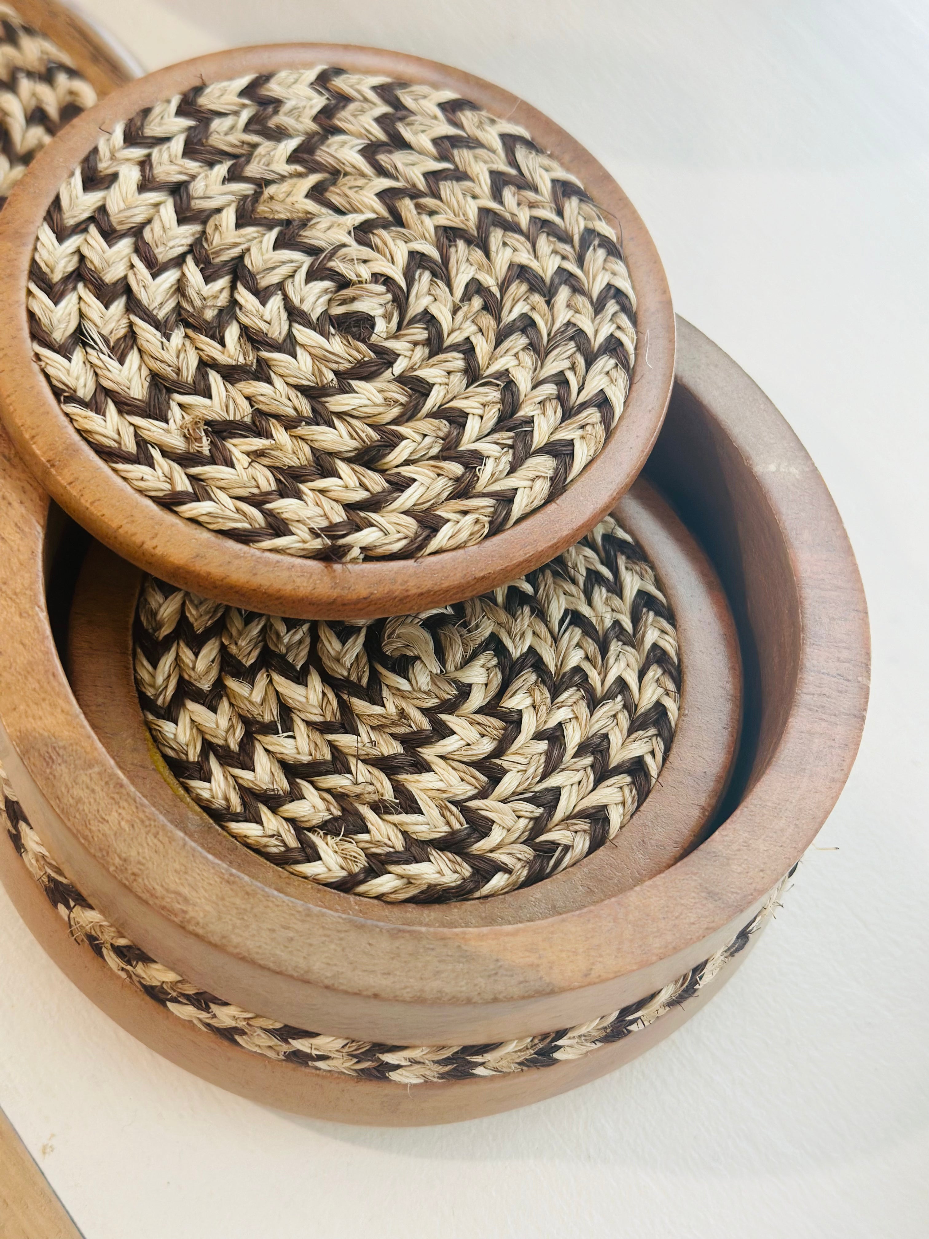 Wood Box & Coasters - Round– Restoration Oak